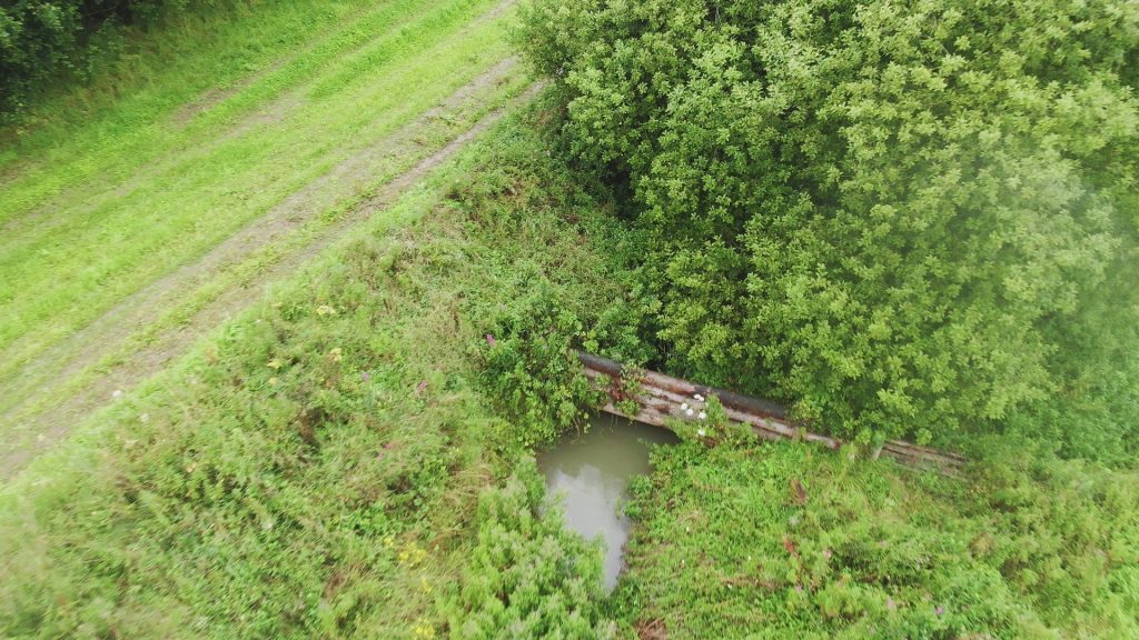 How to design leaky dams to reduce flood risk after multiple storms
